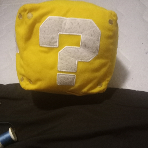 new super Mario ? block Wii | Other | Yellow Super Mario Mark Box ...